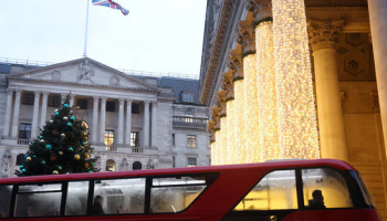 BoE Cuts Rates after Tight Vote but Signals Caution over Further Moves